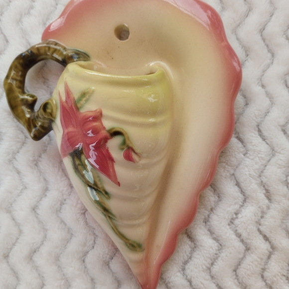 Hull Pottery | Wall Decor | Vintage Perfect Hull Pottery Usa Rose ...